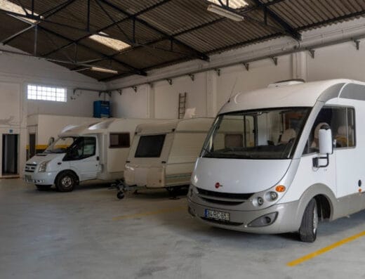 Área de autocaravanas Omfree Wise Camper en Terrugem-Sintra - Áreas Camper